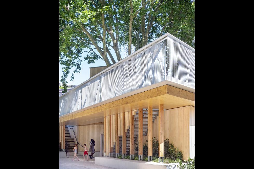 Bell Philips showcases ‘tree house’ pavilion at Elephant Park | News ...